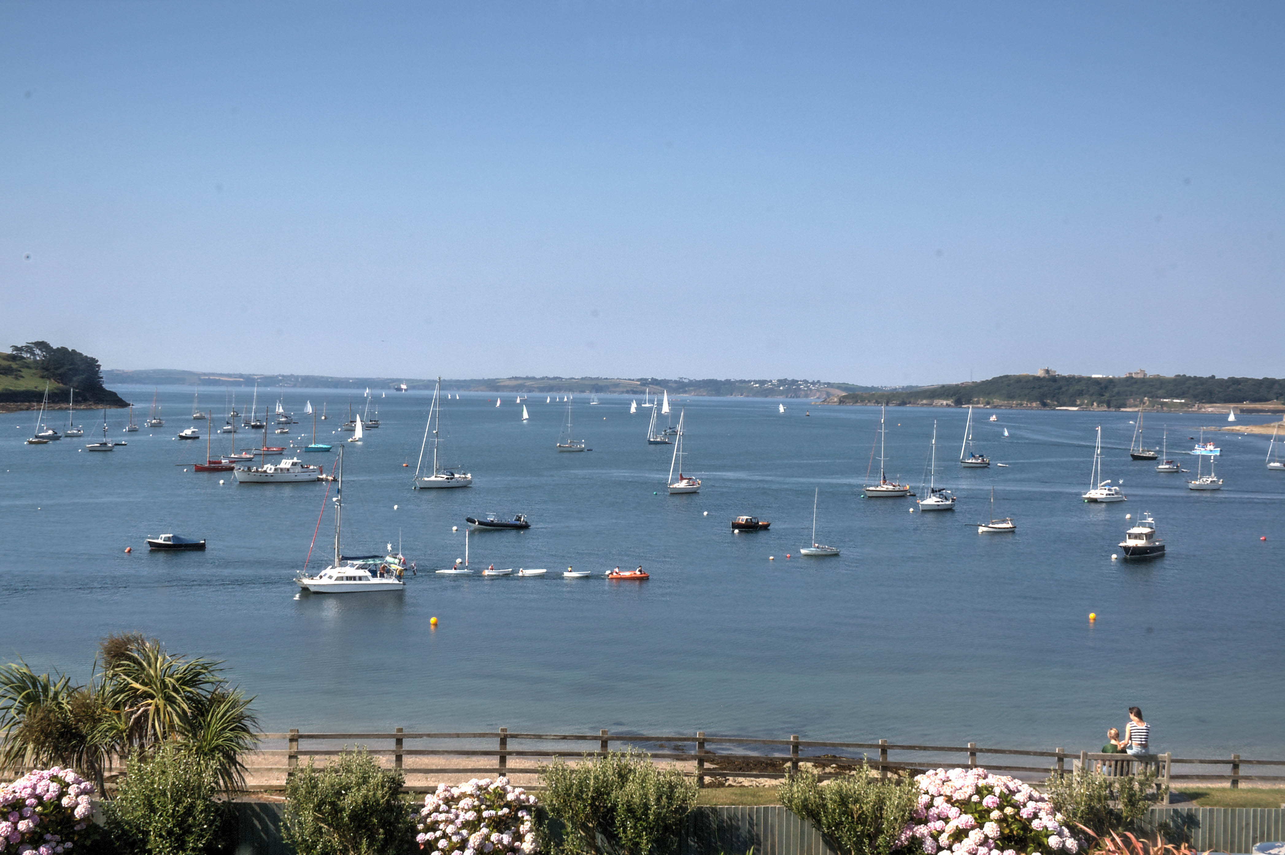 Where to Stay of the Day :: Portscatho Holidays - Cobblestones